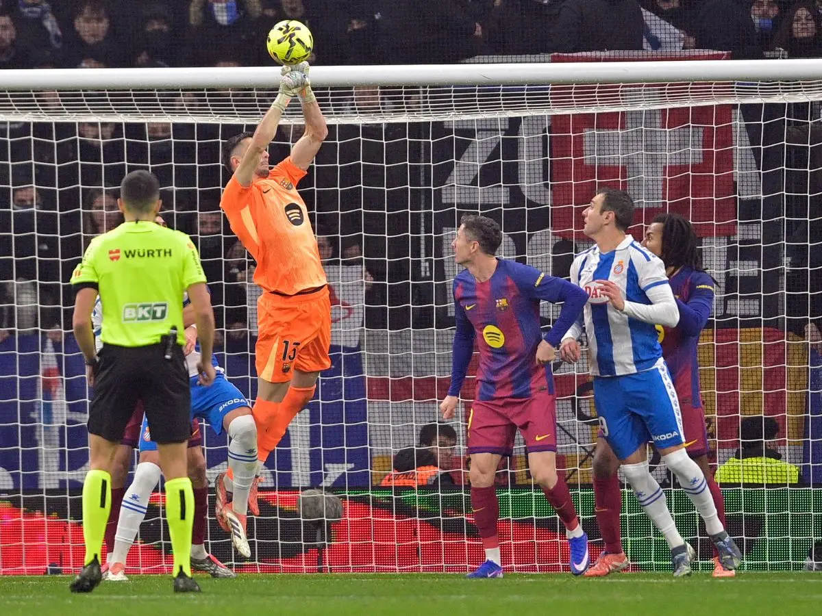 Flick praises ‘incredible keeper’ Garcia as Barcelona reign supreme ...