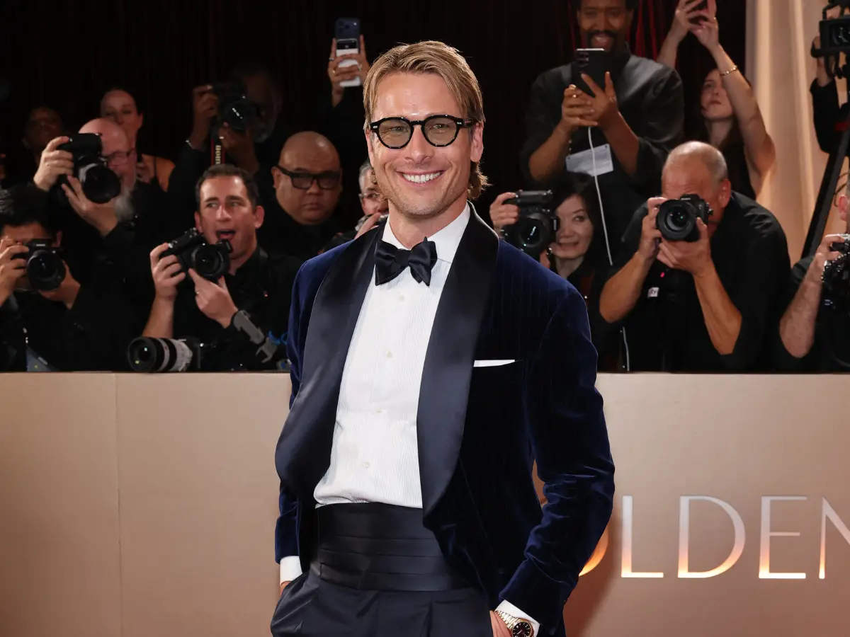 Younger version of Brad Pitt! Why Glen Powell's hair style at 2026 ...