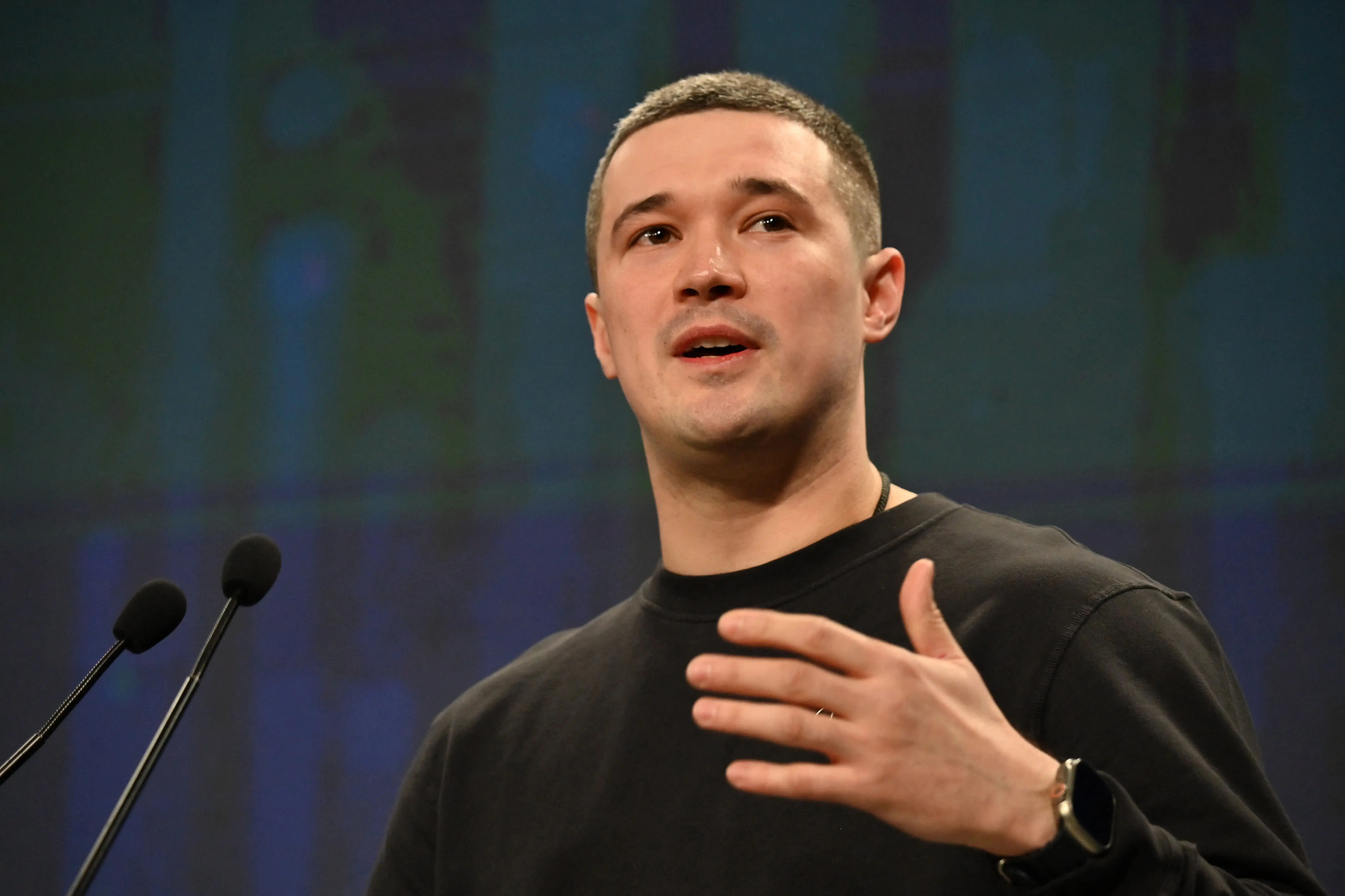 '200,000 soldiers are AWOL, 2 million Ukrainians 'wanted' for avoiding ...