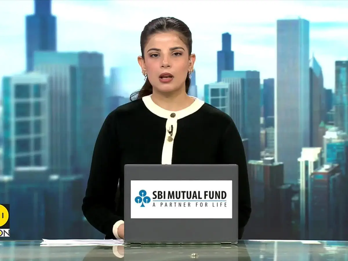 Venezuela Pools Oil Dollars in Stability Funds