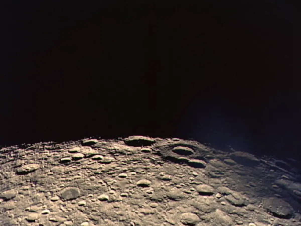 4.25bn years ago, an impact gave a dramatic makeover to the far side of ...