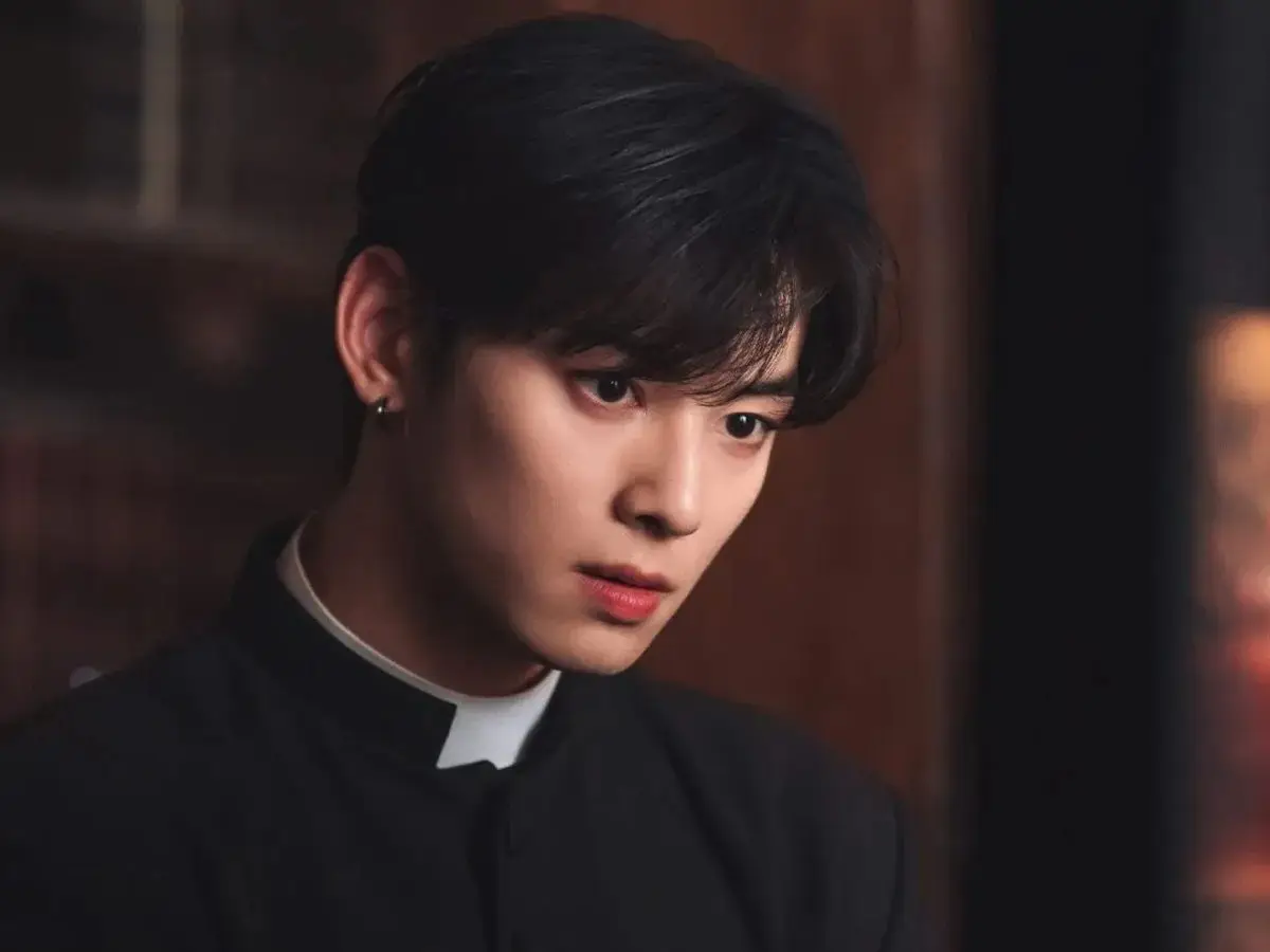 Cha Eun Woo's tax evasion case: Actor's agency Fantagio denies any ...