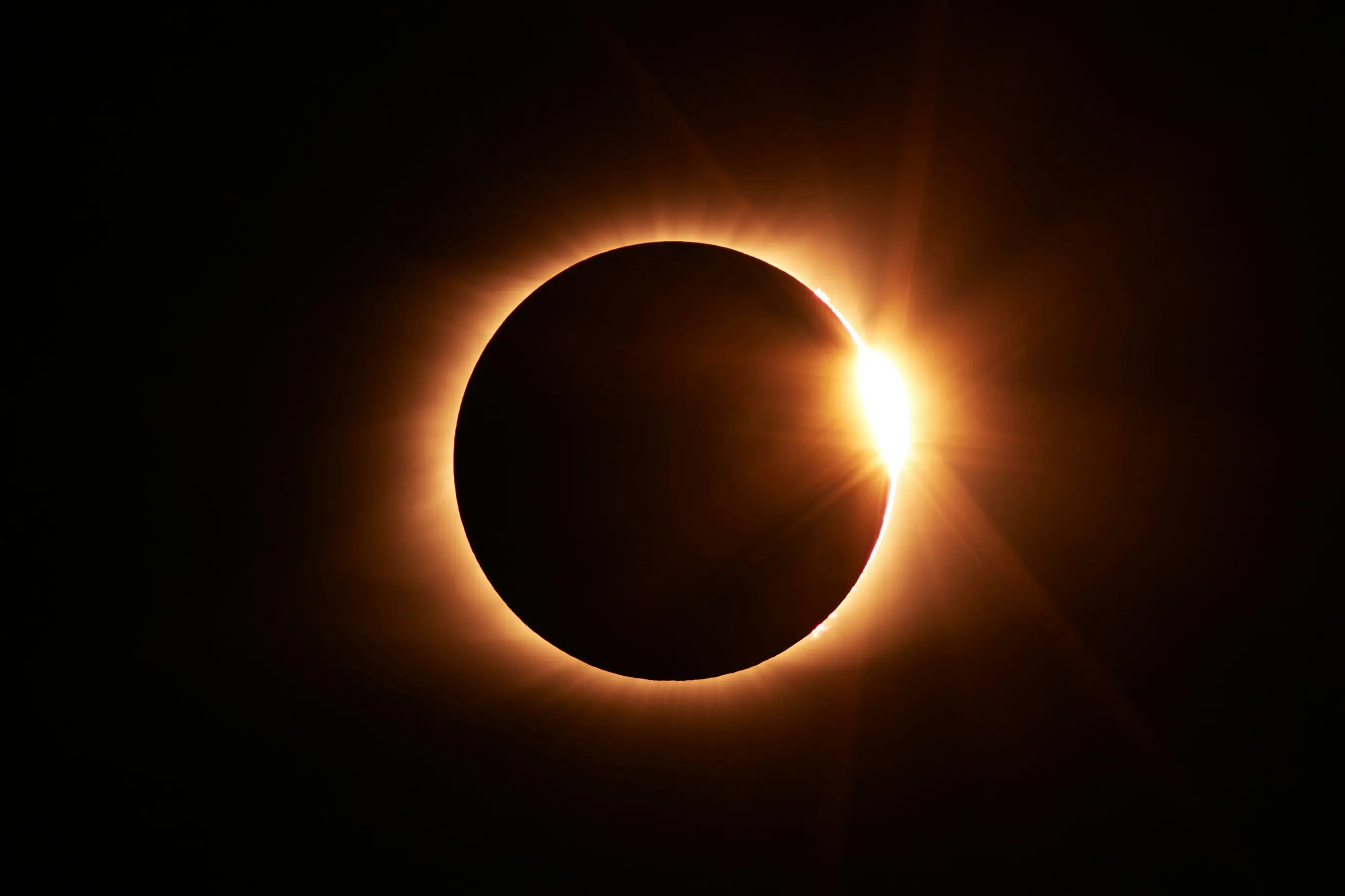 3 total solar eclipses in 3 years: Where and how to see, and paths of ...