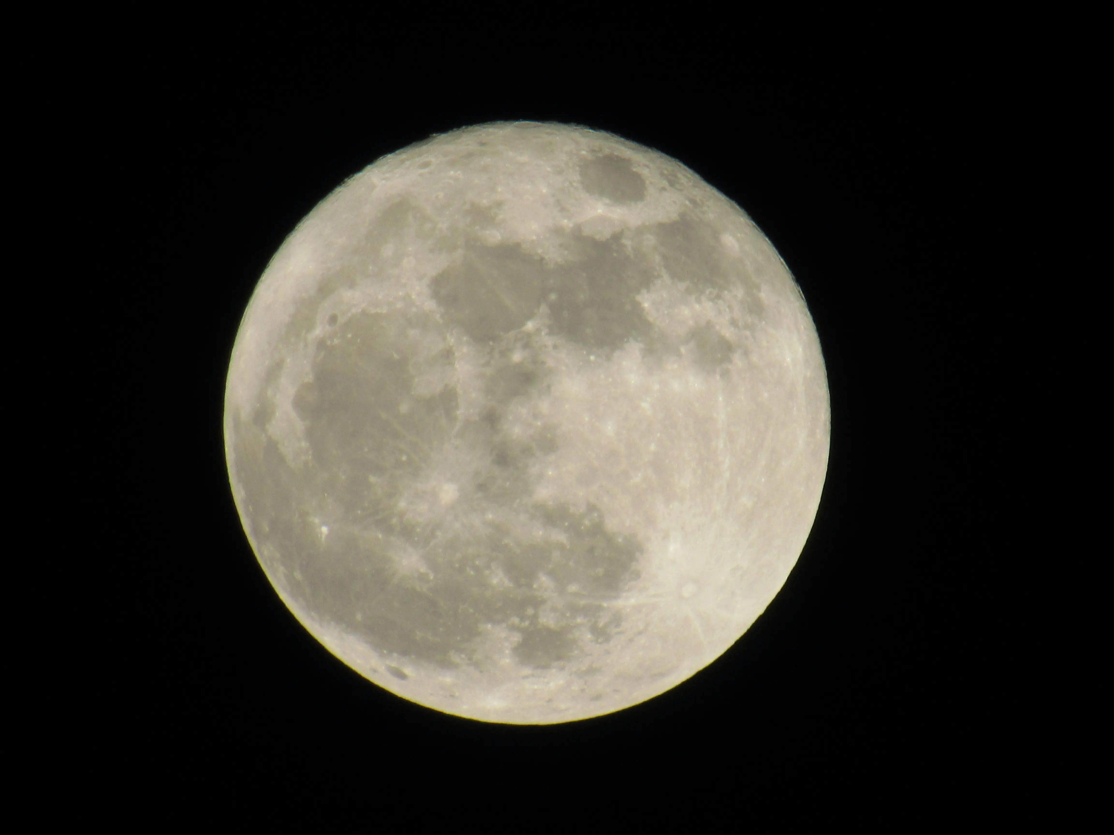 Full Snow Moon 2026: No Supermoon, but it would still be one of the ...