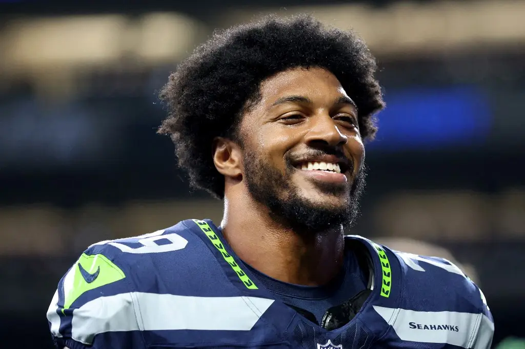 Super Bowl 2026: WATCH | Seahawks CB Josh Jobe punches Patriots WR ...