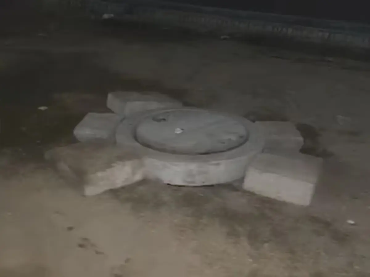Another man dies in Delhi after falling into open manhole, days after ...