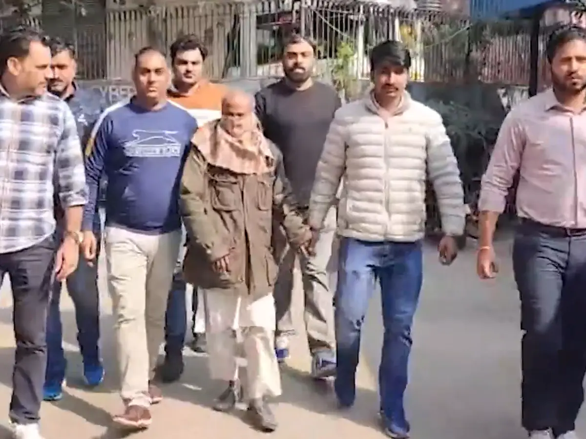 Delhi triple death case: 'Fake baba' arrested for allegedly poisoning ...