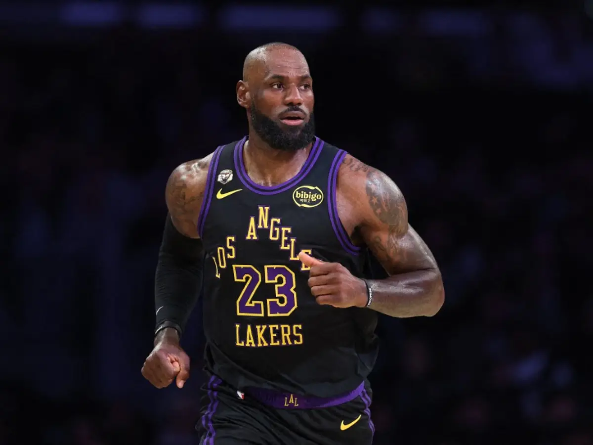 LeBron James sets NBA record for most field goals, surpassing Kareem ...