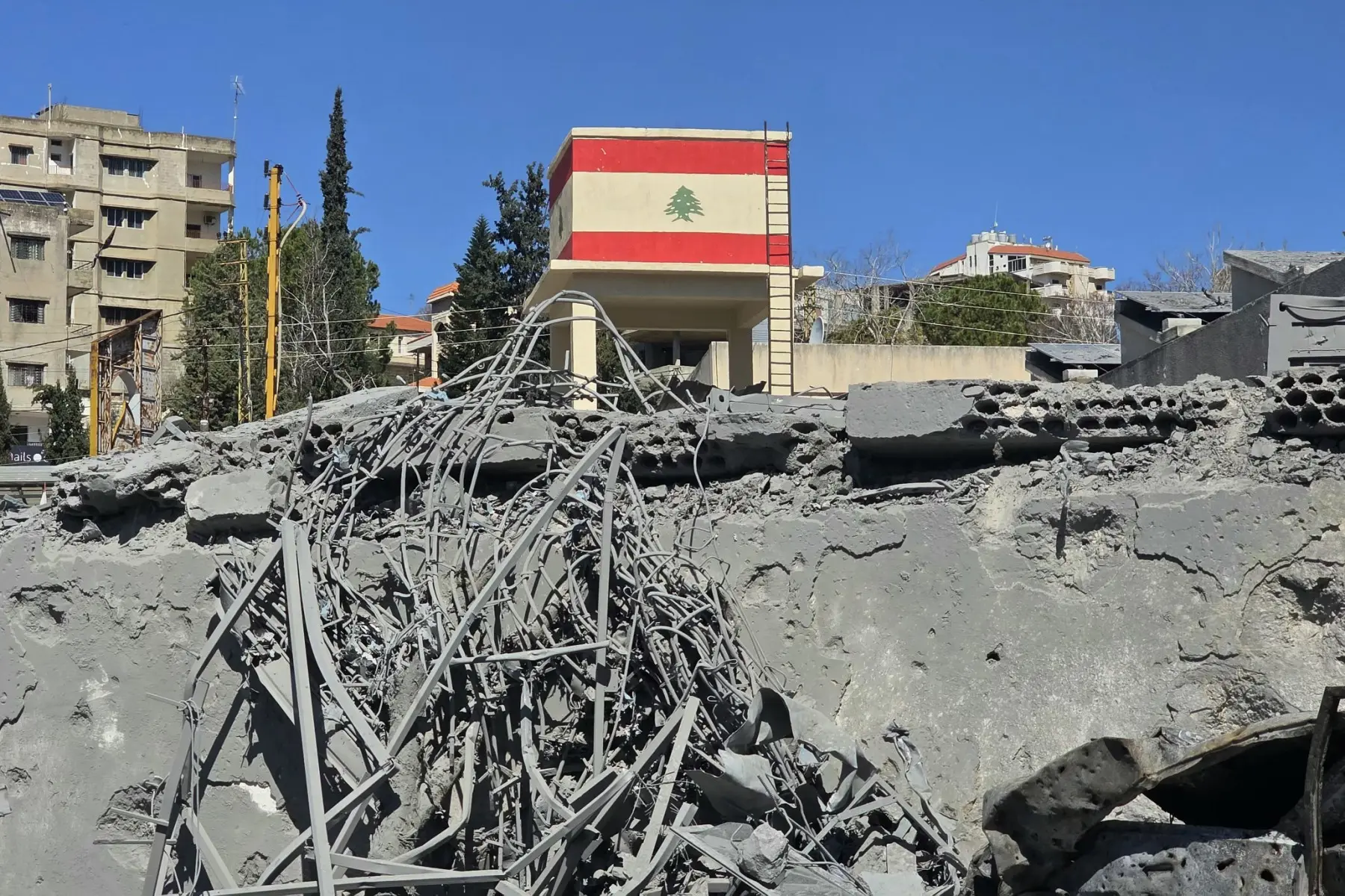 Is Israel using white phosphorus in Lebanon amid Iran war? Alarming ...