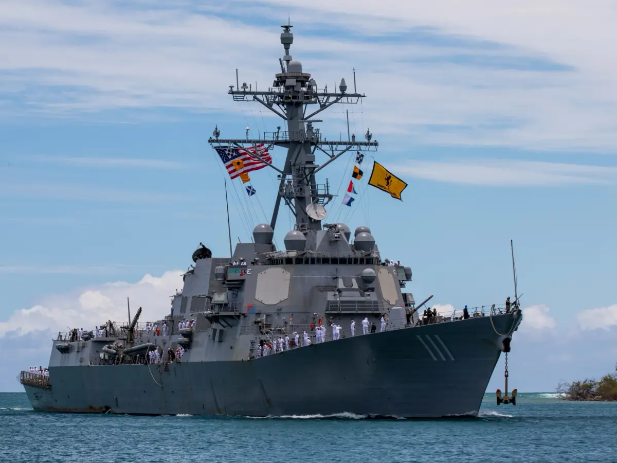 'The Aegis umbrella': How the USS Spruance creates invisible radar dome ...
