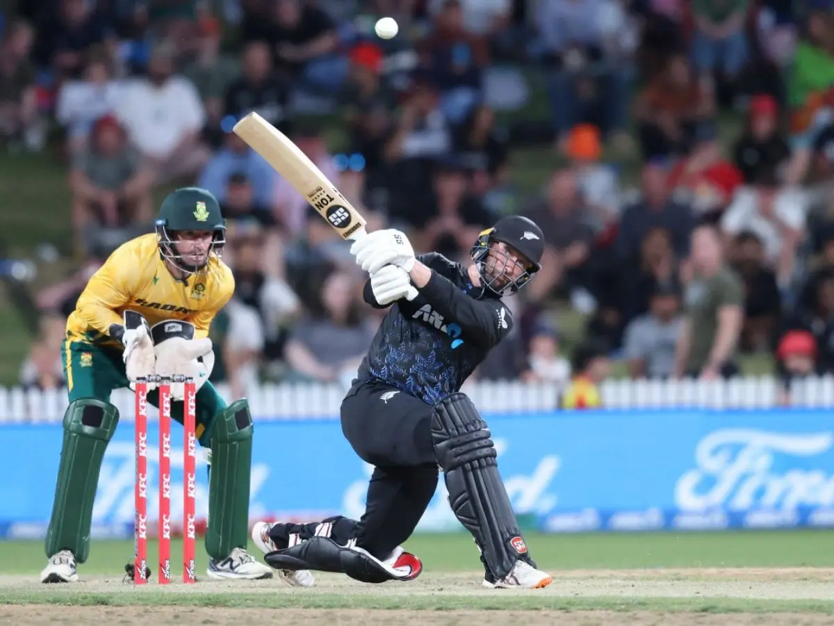 Conway comes good with bat as New Zealand crush Proteas to level T20I ...