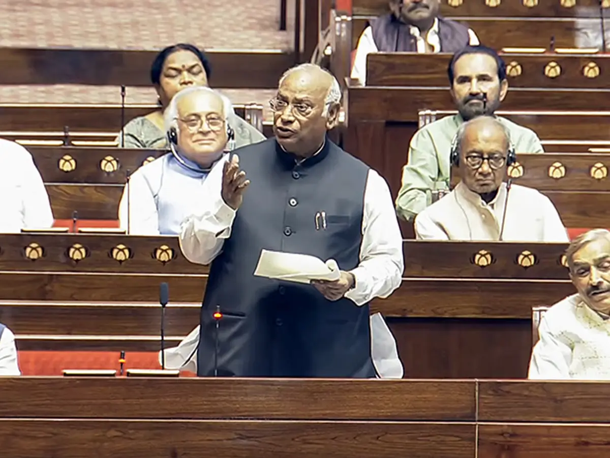 ‘Desperate and frustrated PM’: Kharge targets PM Modi over women’s bill ...