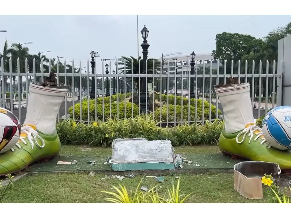 Mamata Banerjee-designed football sculpture removed from Kolkata’s Salt ...