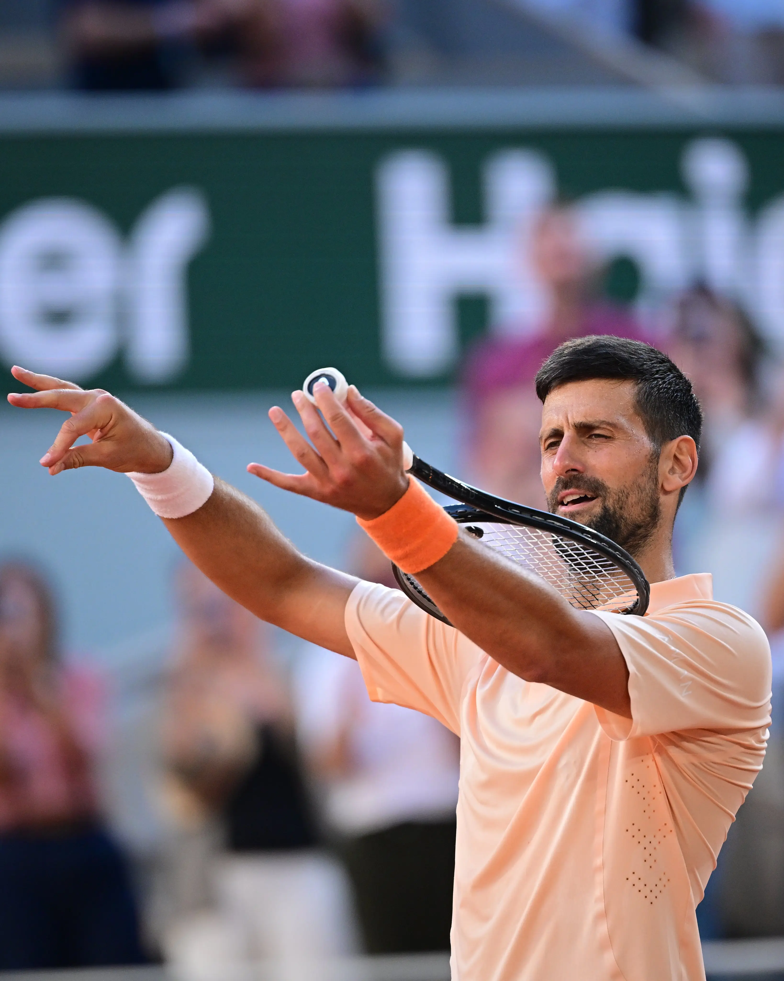 French Open 2026 | Djokovic fights for second round win but Rybakina ...