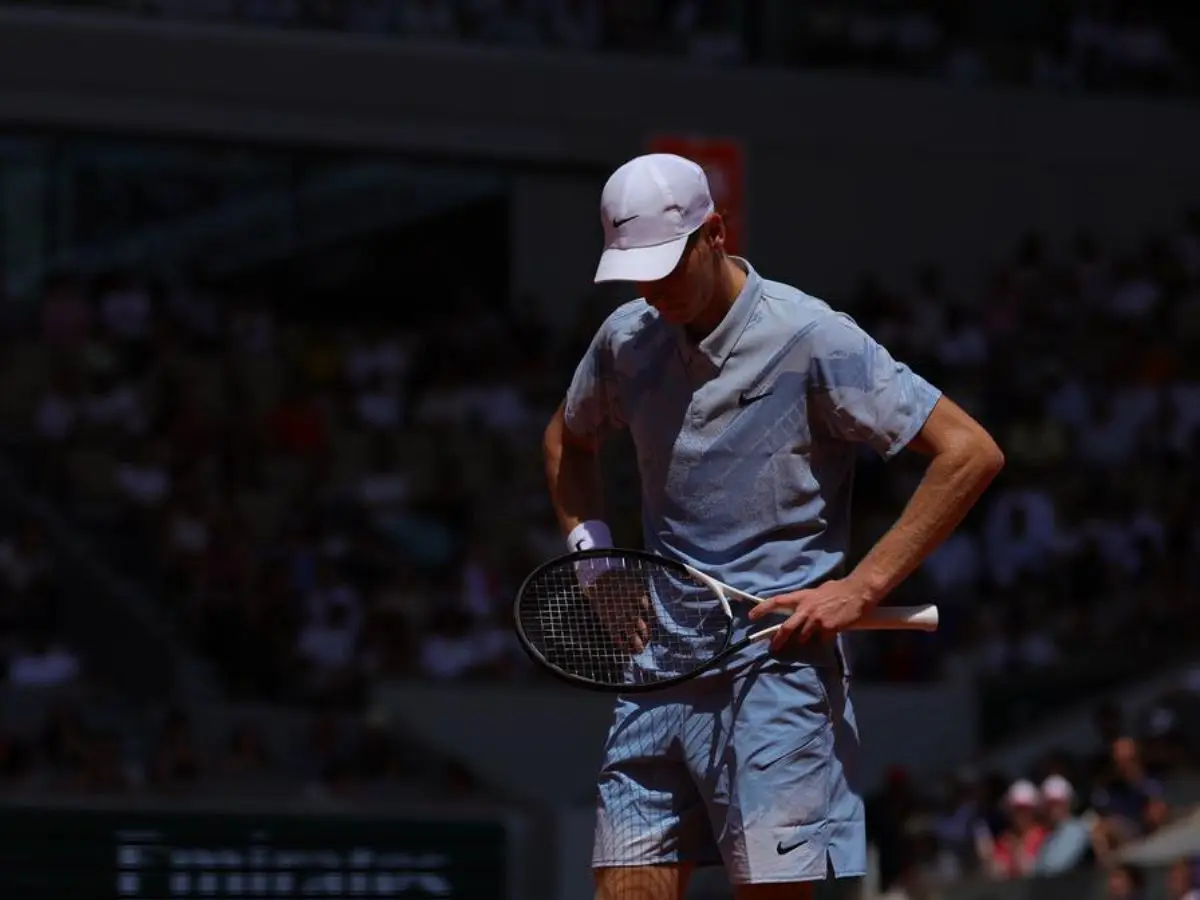 SHOCKER at Roland Garros! World number one Jannik Sinner crashes out in ...