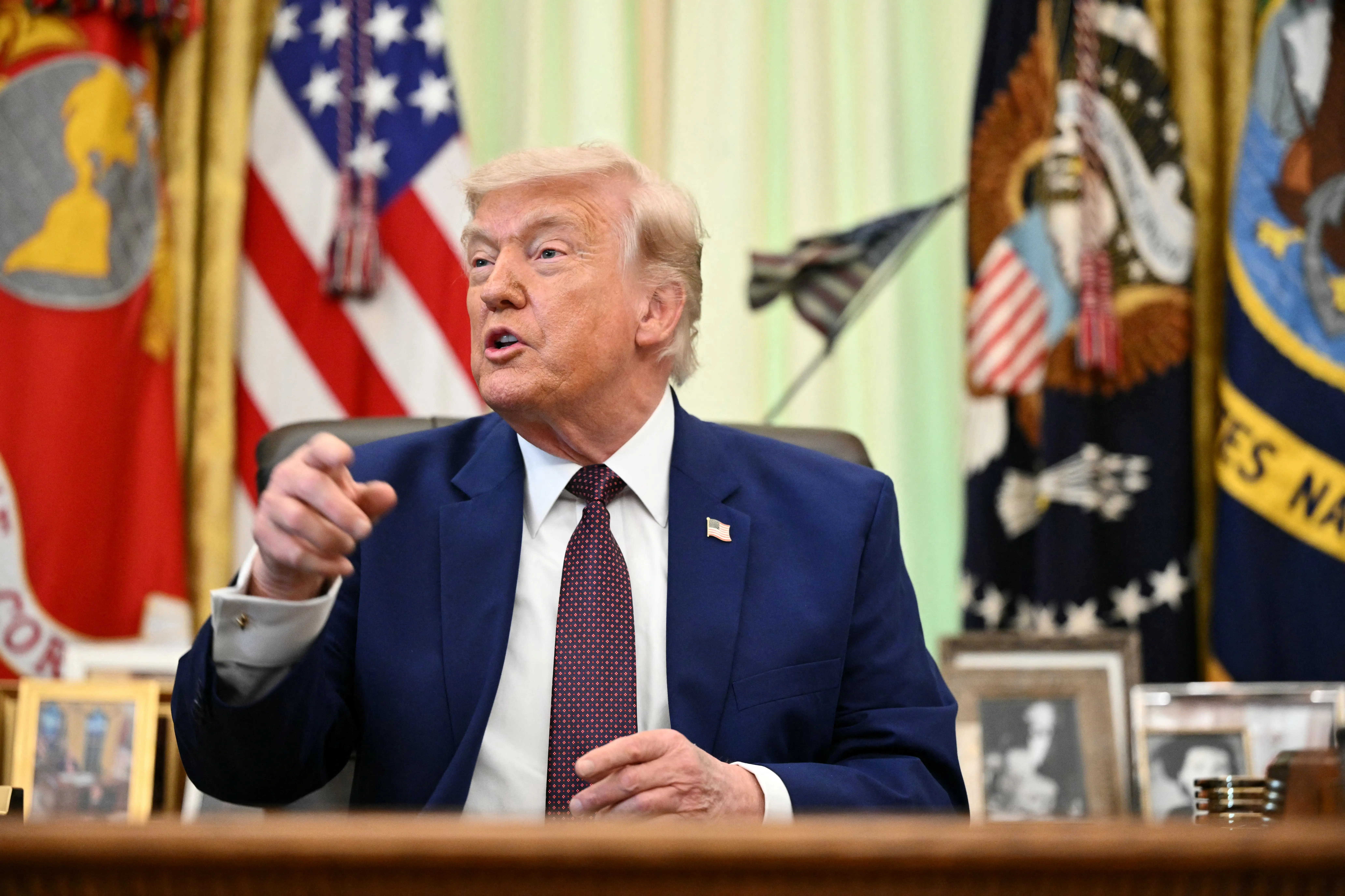Trump strikes again, attacks another journalist with bizarre comment ...