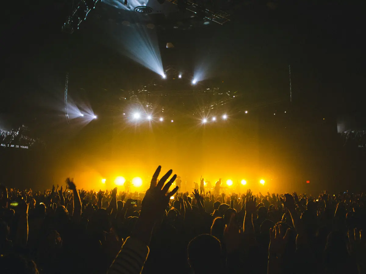 Mumbai concert tragedy: 28-year-old man dies after falling ill during ...