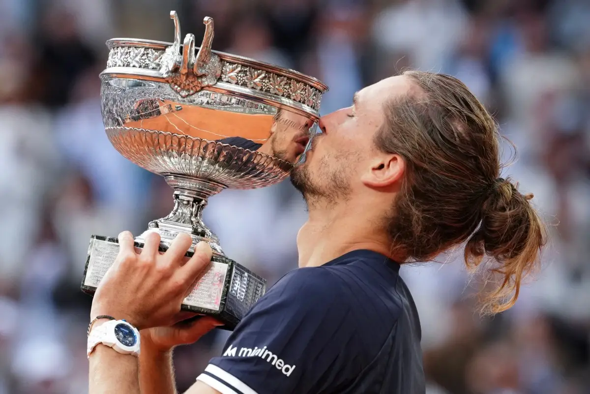 French Open 2026 Final: Alexander Zverev beats Flavio Cobolli to clinch ...