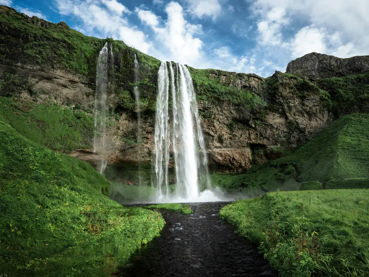 Why does Iceland have more waterfalls than most countries?