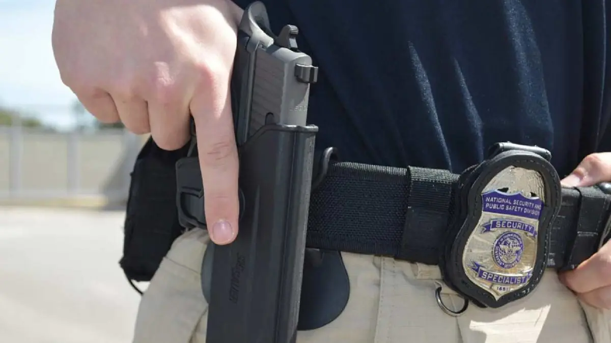 ‘Strict gun laws’: Do Dubai Police officers carry pistols?