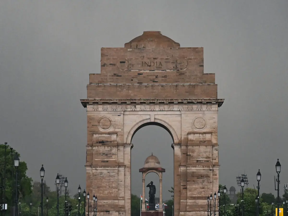 Red alert in Delhi: IMD predicts rain, thunderstorms to intensify from ...