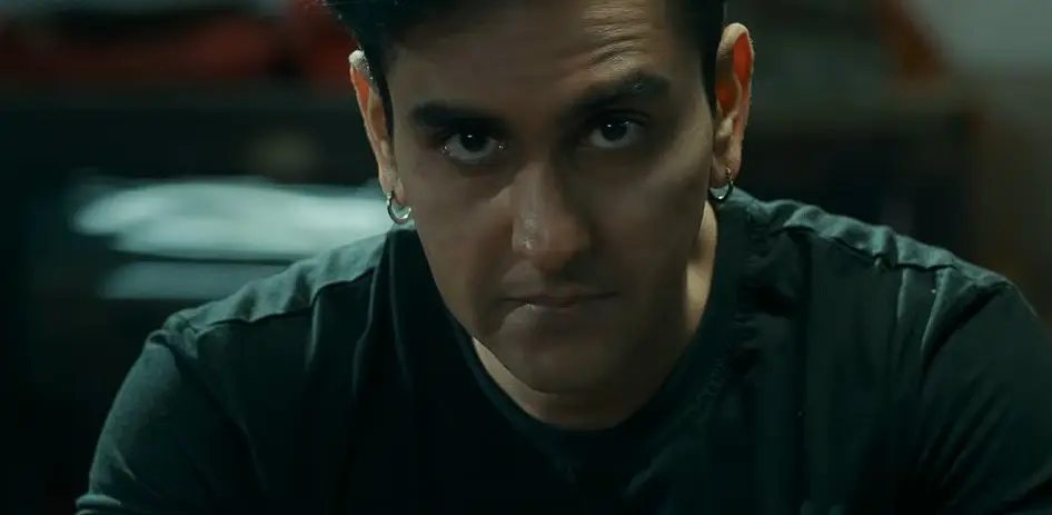 Kala Hiran teaser breakdown: From, 'blue stone bracelet to 'Lion ...