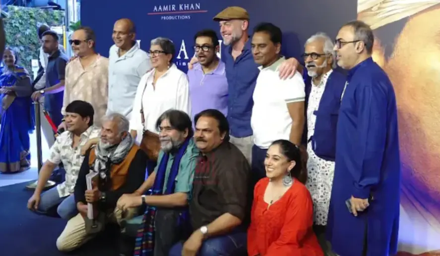 25 Years of Lagaan: Aamir Khan and cast reunite for an emotional walk ...