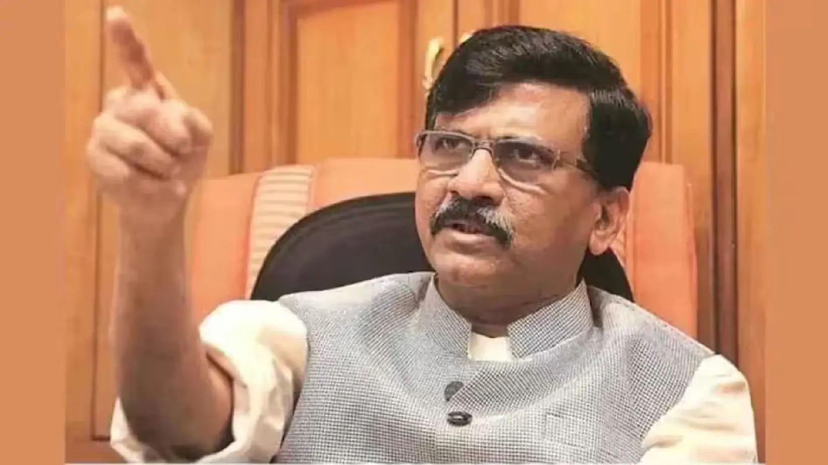 Uddhav Sena MP Sanjay Raut abuses ‘rebel’ MPs on camera, says ‘do not ...